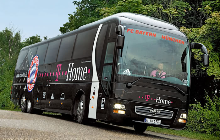 Peep Official Bayern Munich Bus, Hansa Rostock, German national team ...