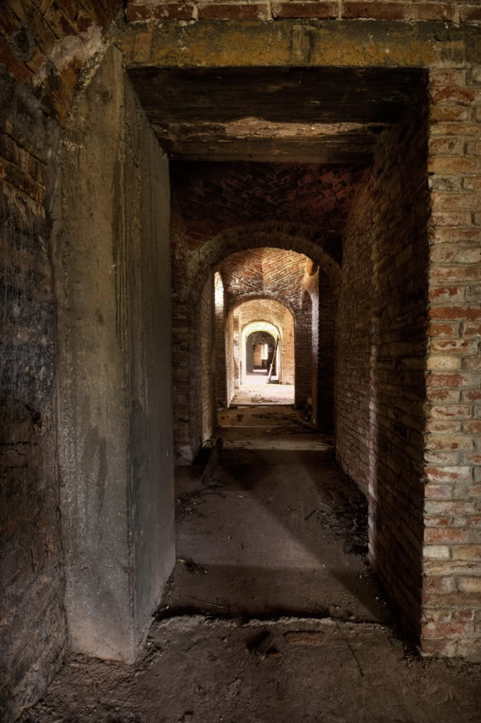 Ploaia de cuvinte: Castelul de la Banloc - cel mai frumos castel baroc ...