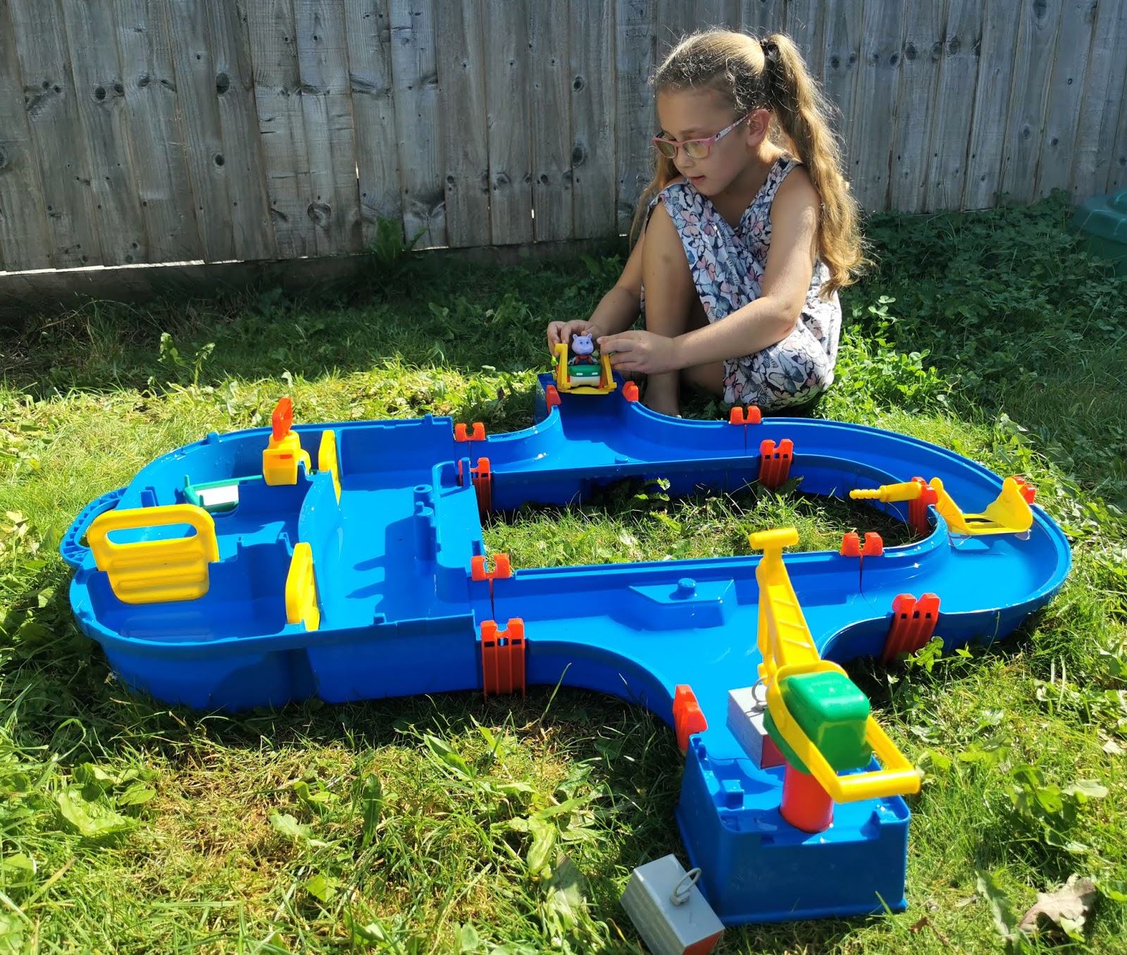 Tantrums To Smiles: Smoby Aquaplay Superset **REVIEW**