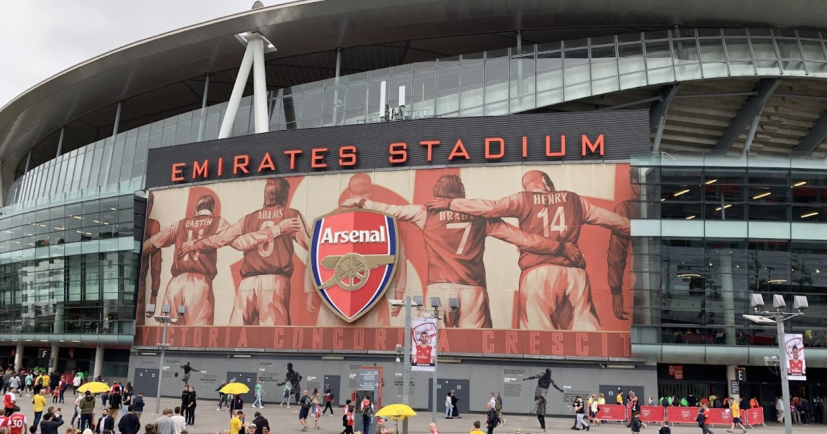 FOLLOWING THE ARSENAL IN LONDON