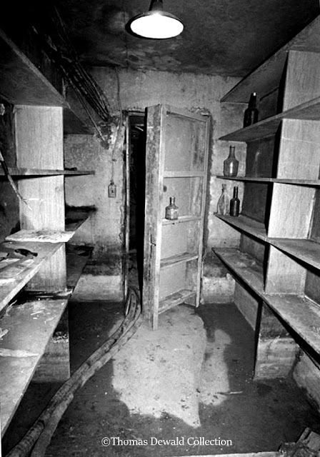 RETRO KIMMER'S BLOG: HARRY BENNETT PHOTOS SENT TO ME AS A GIFT PART 2