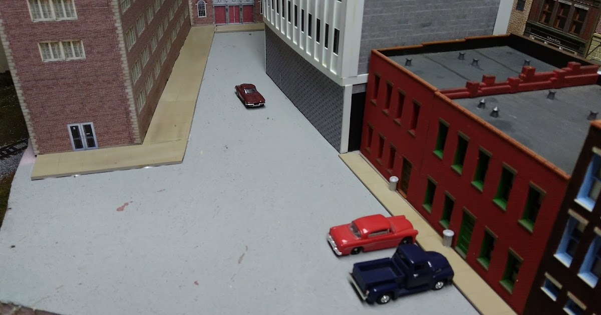 HO scale city sidewalks installed