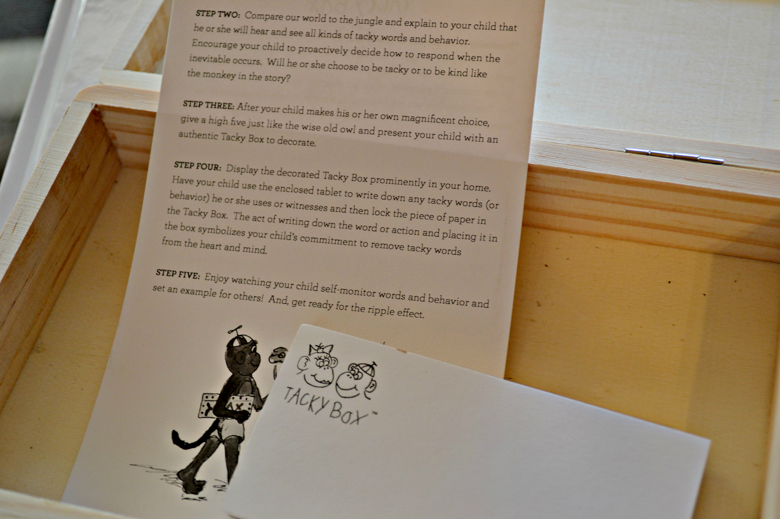 The Life of Jennifer Dawn: Tacky Box Review #TackyBoxKindness