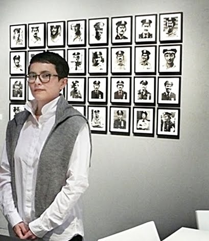 GRUMPYvisualARTIST: -SCRAPBOOK: Posing Around The Art World 10 (AIPAD)