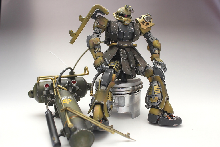 Custom Build: MG 1/100 Zaku II "Worker Ver."