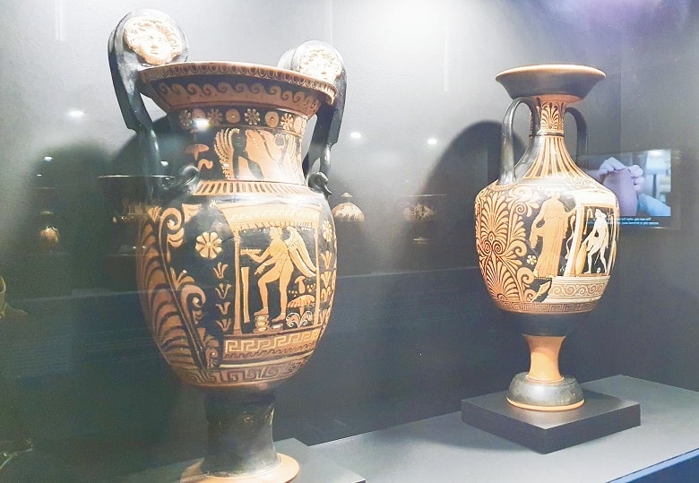 Visiting the Greek Gods, Goddesses, and the Heroes at the Hellenic ...