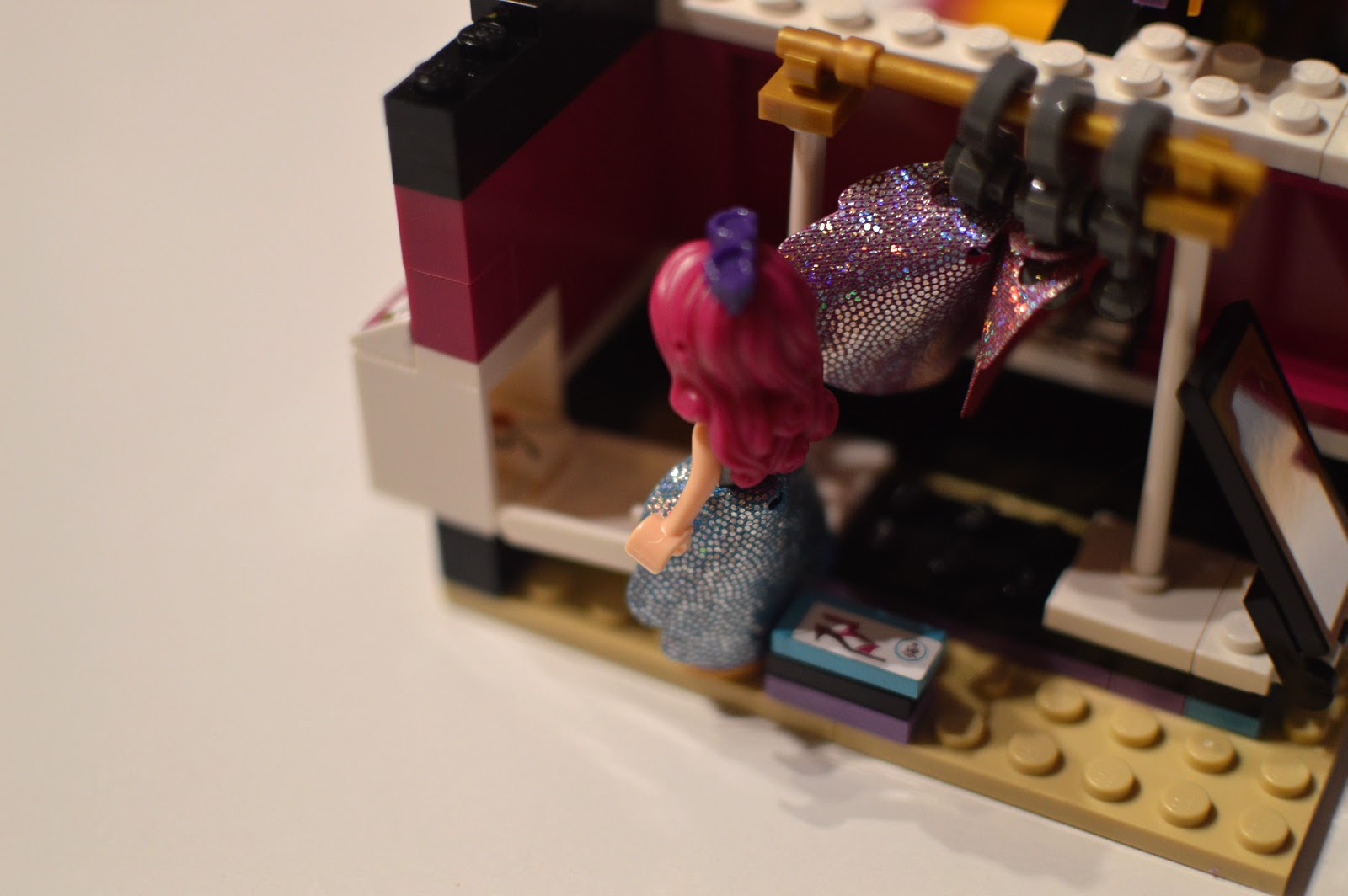 LEGO Friends Pop Star Dressing Room Review 41104 - Diary of the Evans ...