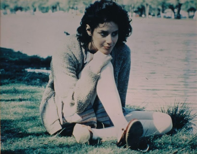 35 Portrait Photos of Debra Winger in the 1970s and ’80s ~ Vintage Everyday