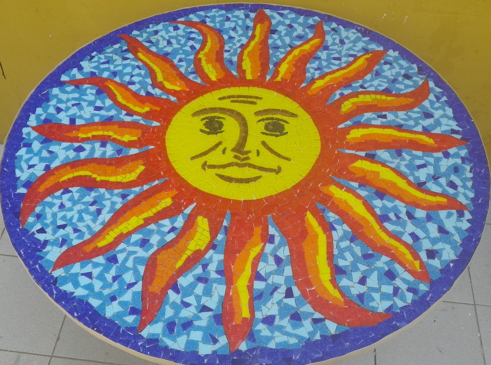 Trabalhos em Mosaico: Mesa Sol
