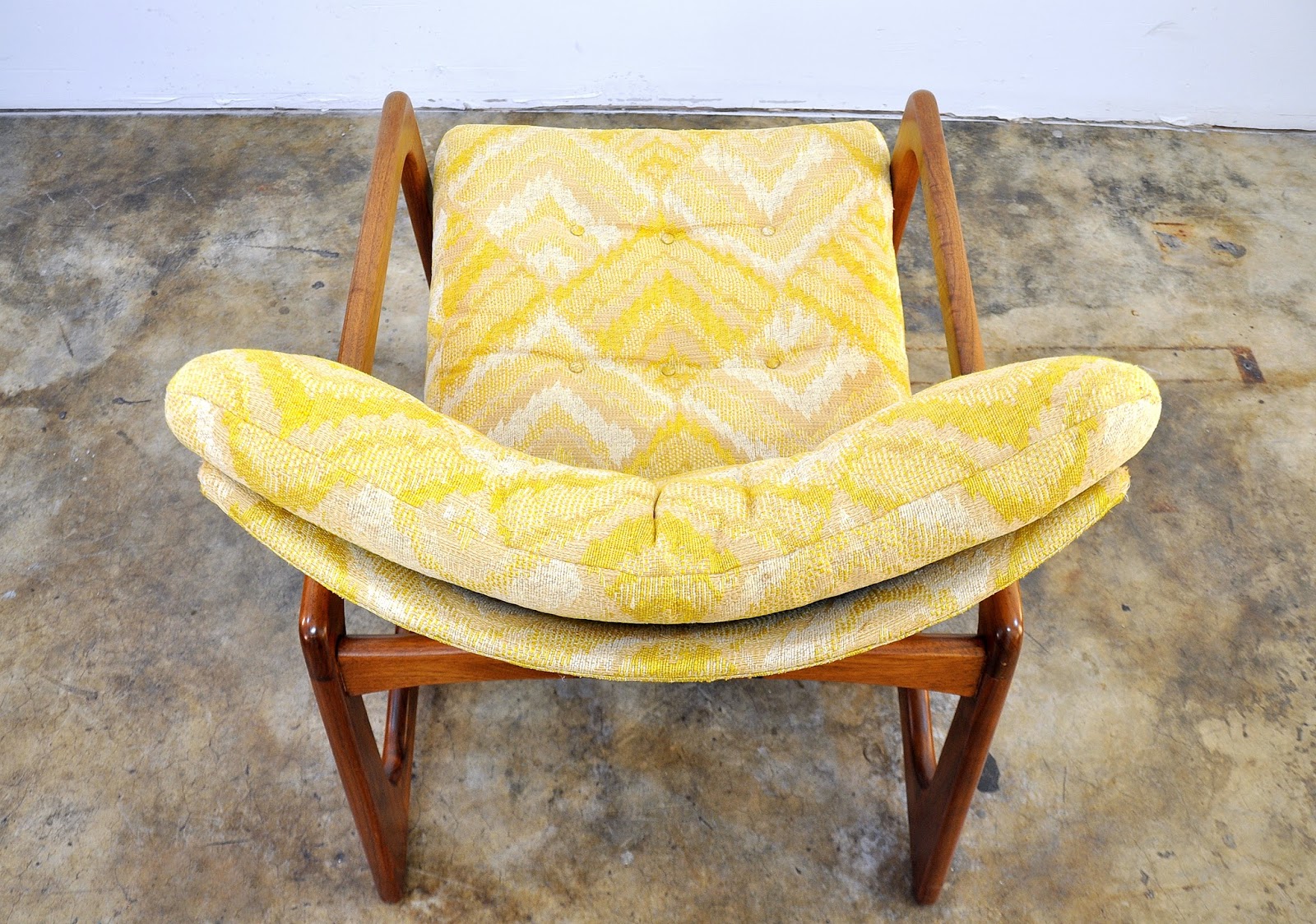 SELECT MODERN: Adrian Pearsall for Craft Associates 2466-C Lounge Chair