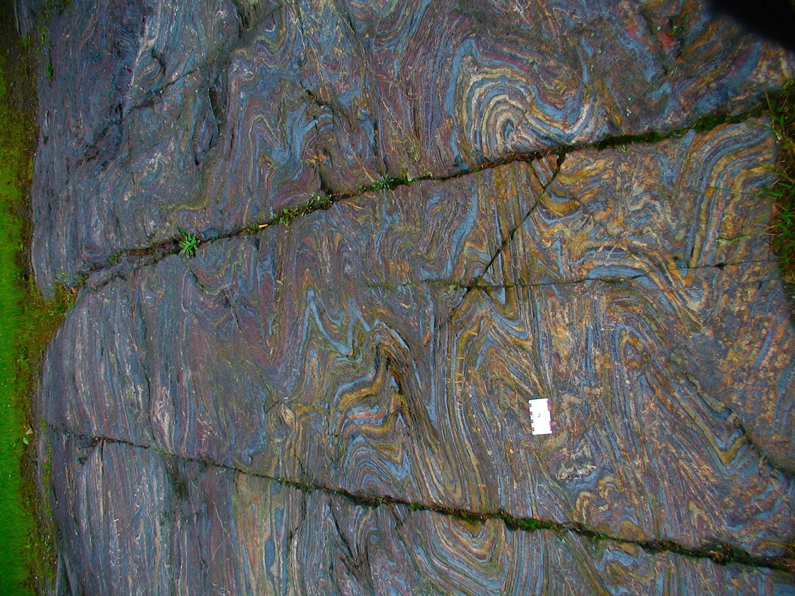 earthscienceguy: Minnesota Geology Monday - Folded Banded Iron Formation