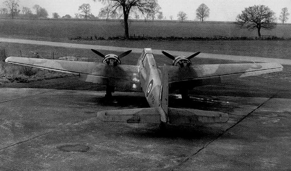 AVIÕES MILITARES: Henschel Hs 129