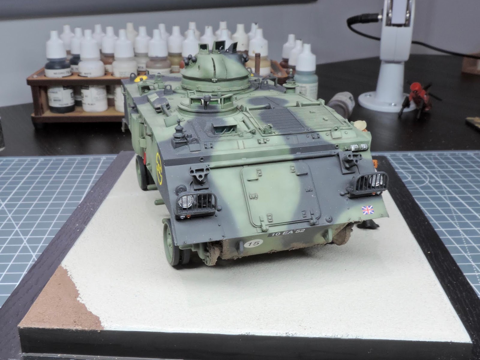 Pete's Model World : FV432 & LEOPARD