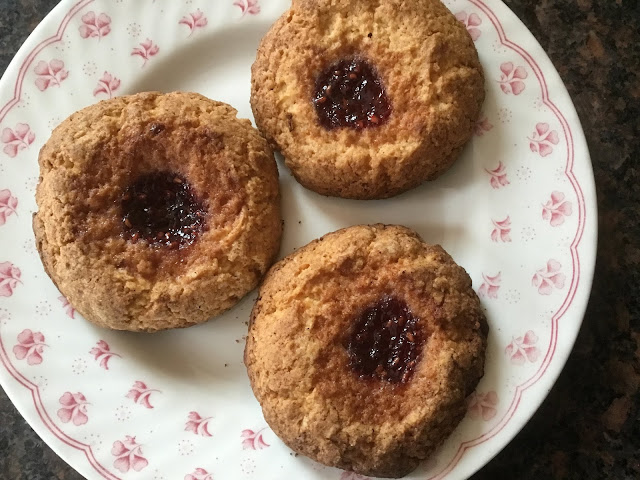 Home on my Range: Jam Biscuits