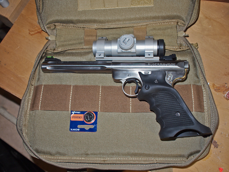 The Casual Shooter: Maxpedition 12" Pistol Case/Gun Rug