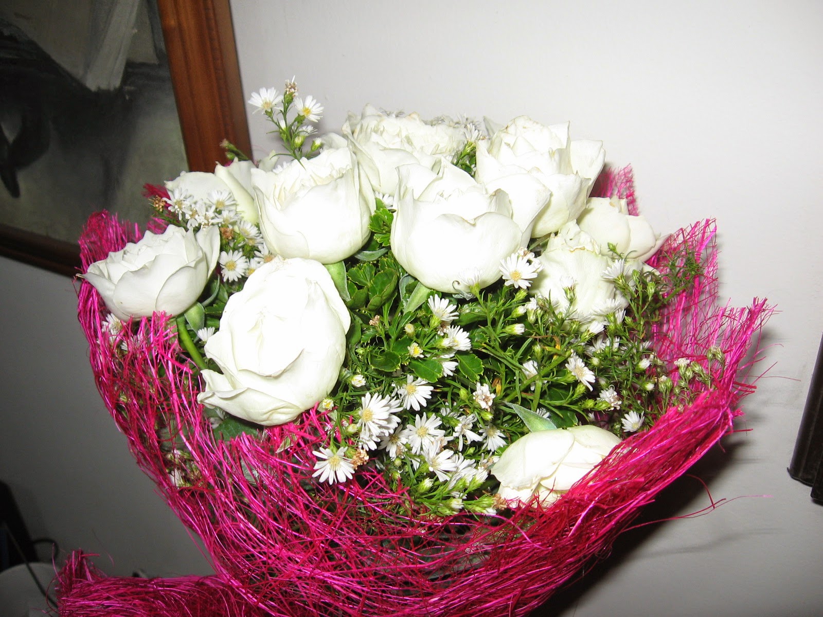 Estrella: Puting Rosas sa Araw ng mga Puso