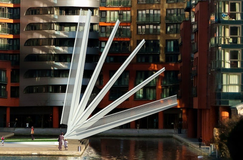 strange spots: London's Bridge is Folding Down, Folding Down....