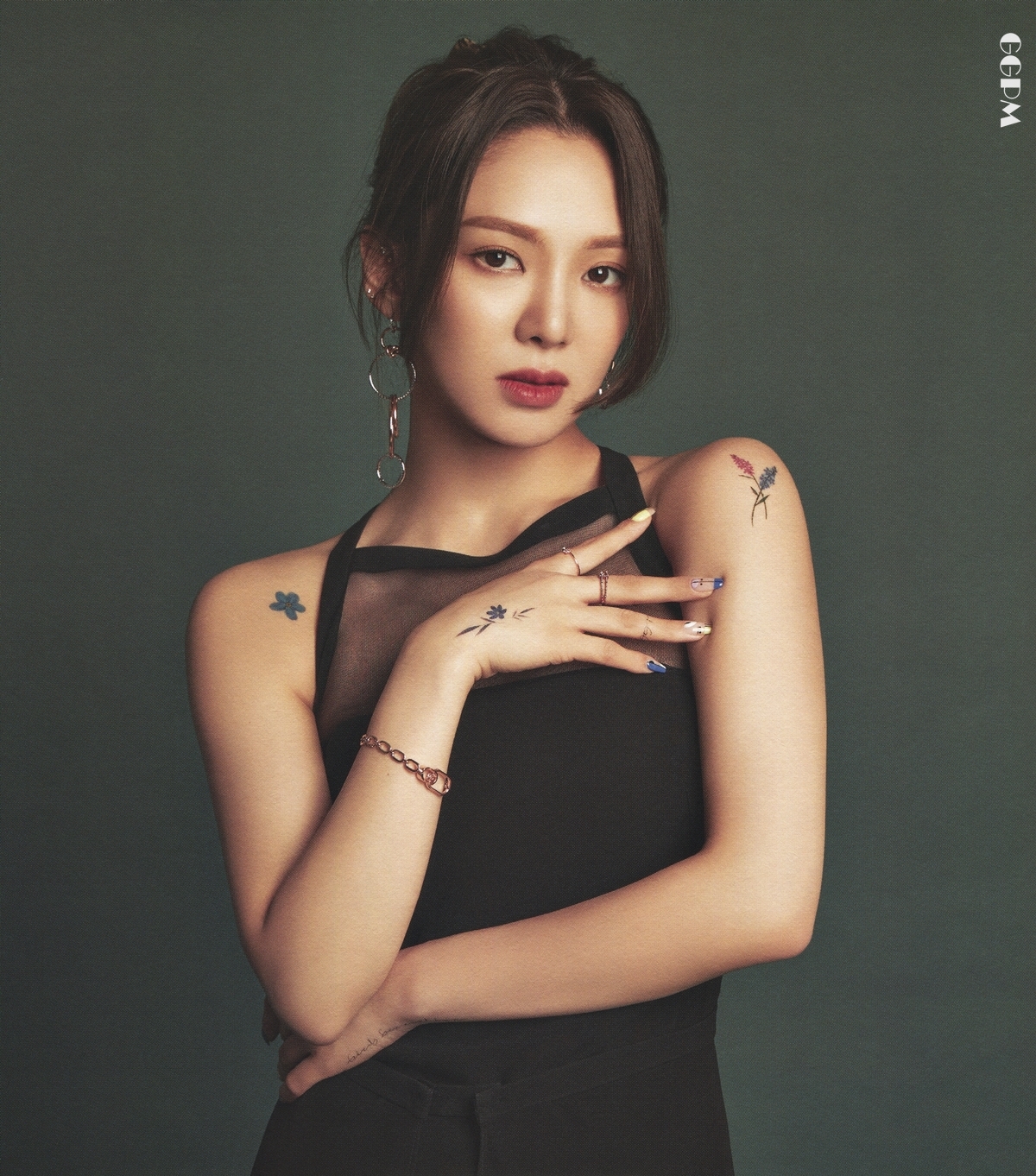 HYOYEON. Girls' Generation-Oh!GG SEASON'S GREETINGS 2021 - Desk ...