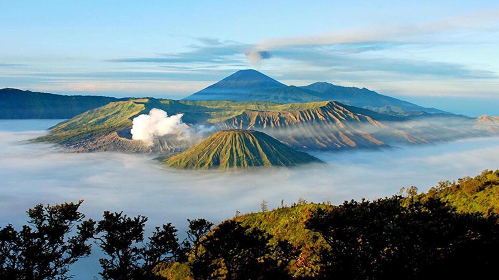 Mount Bromo Tour Package 3 Days | Bromo Tour Package