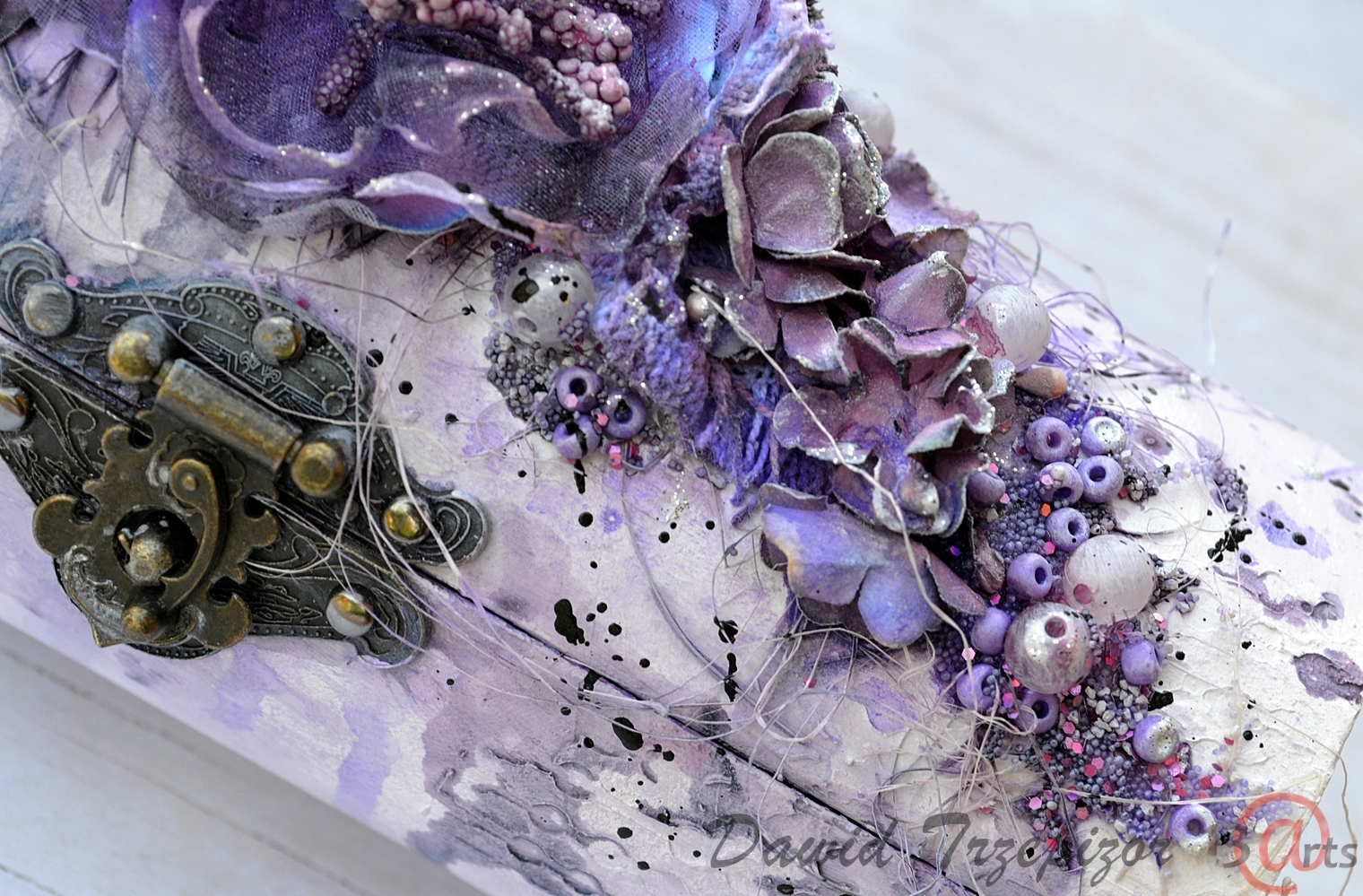 13 arts: Violet box by Dawid
