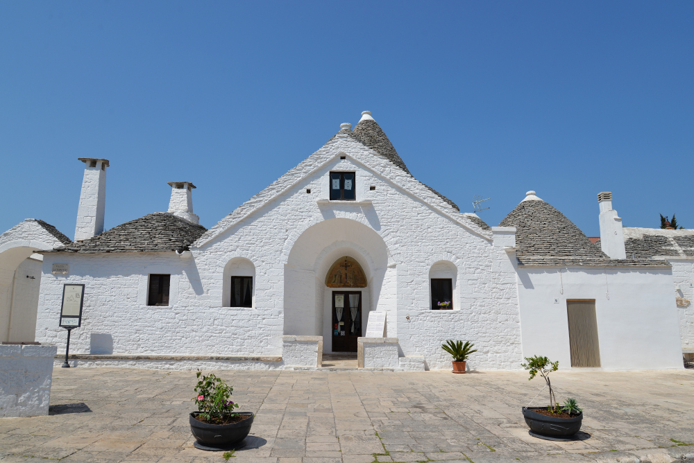 Alberobello The Land of Trulli - LetsTravelliamo