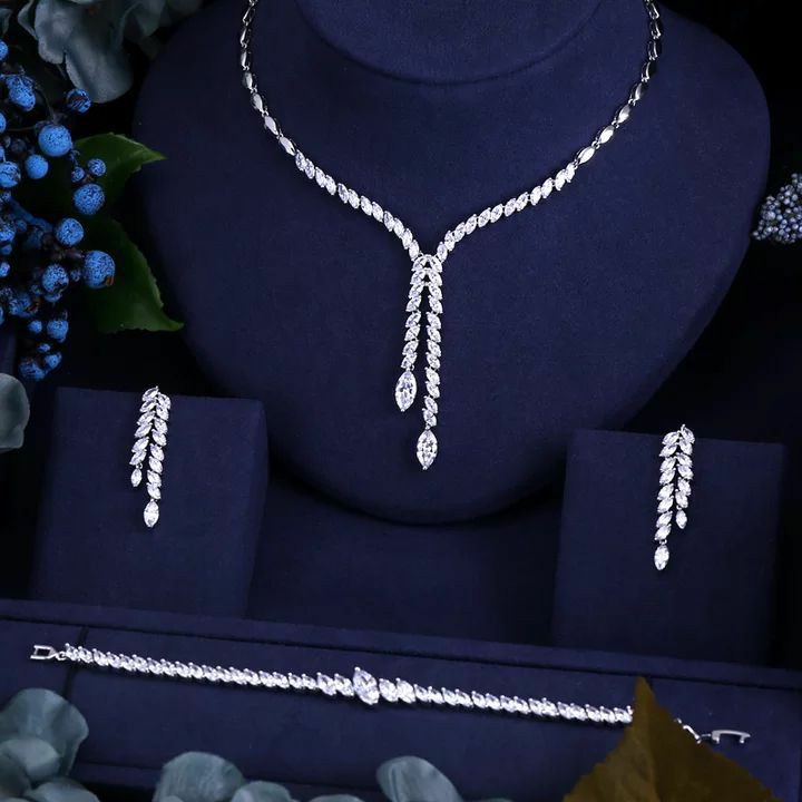 American diamond necklace sets