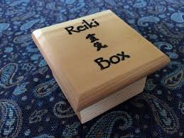Reiki For You and Me: HOW TO USE A REIKI BOX