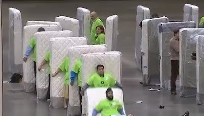 Quality Divan Beds: World's Largest Human Mattress Domino Event 2012