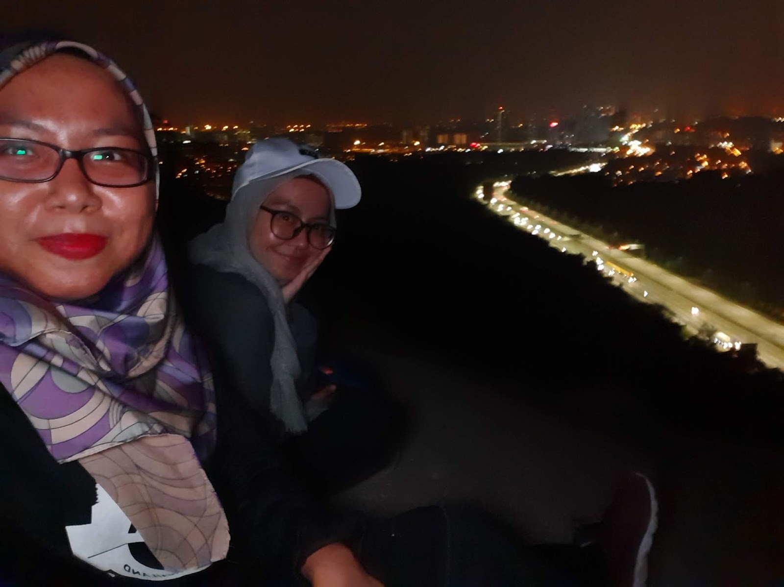 Hiking Bukit Denai Tiga Puteri - Night View