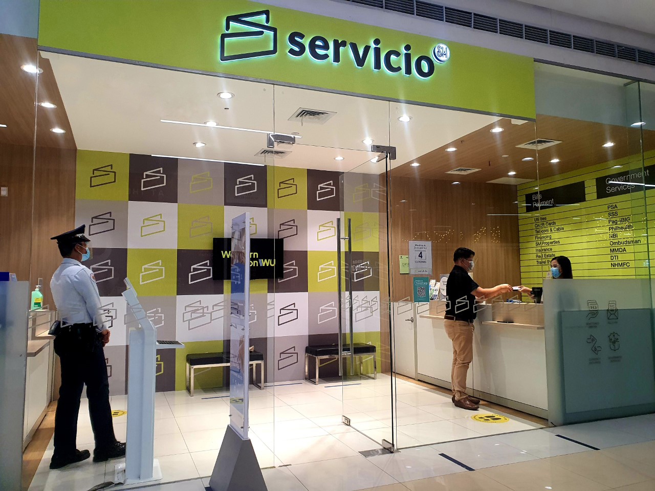 SERVICIO AT YOUR SERVICE AT SM