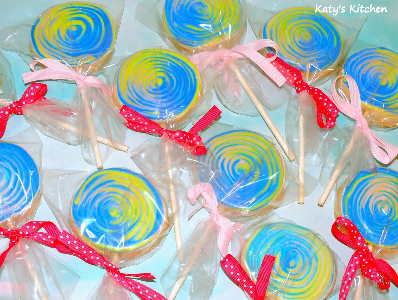 Katy's Kitchen: Lollipop Cookies