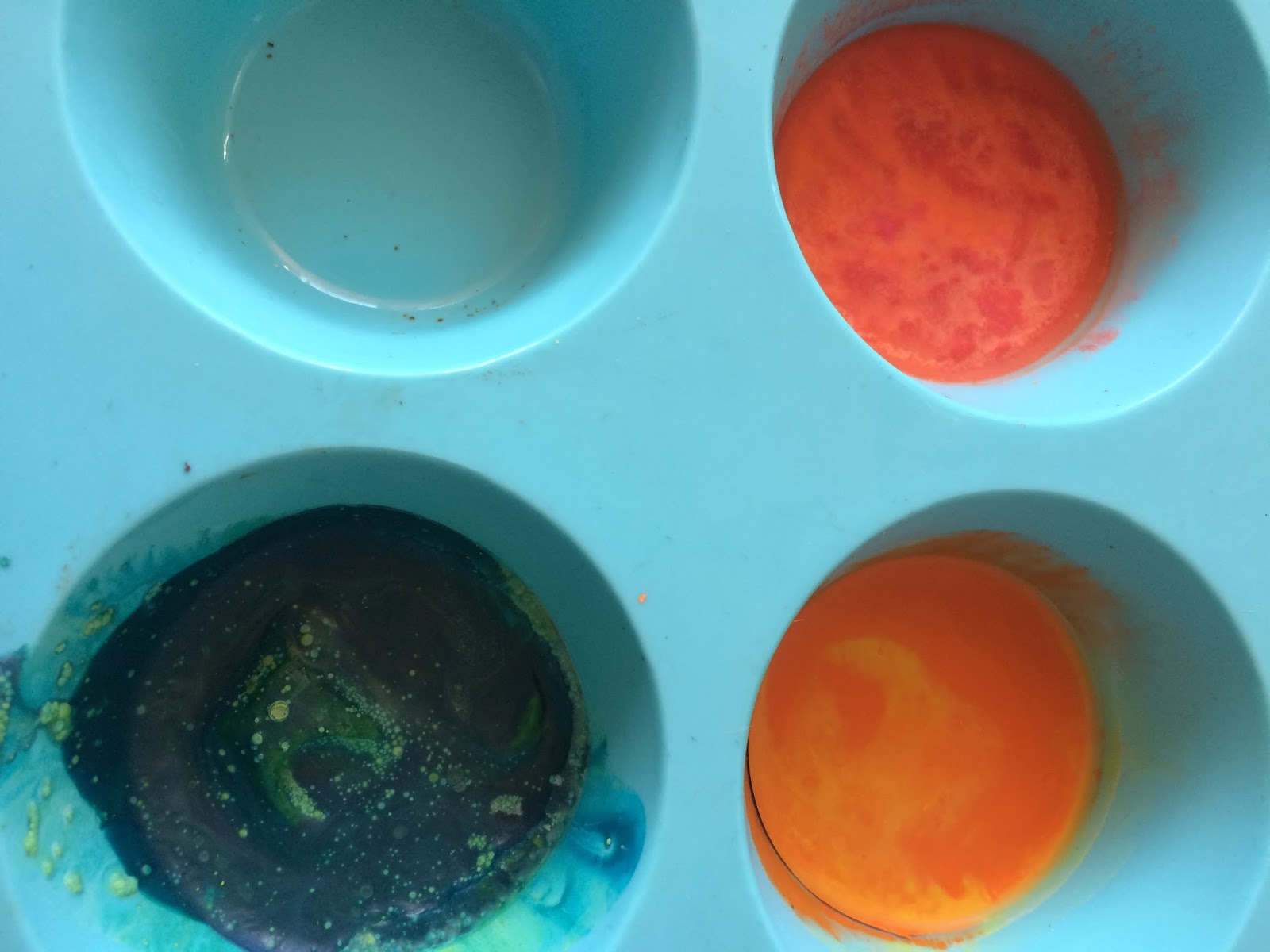 How To Fix Broken Crayons; Step By Step Instructions