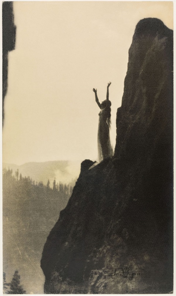 Aficionada al Arte: Anne Brigman, ¿icono feminista?