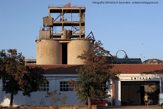 Define Normal: Έργο σε πρόοδο - Work in progress - Obra en progreso