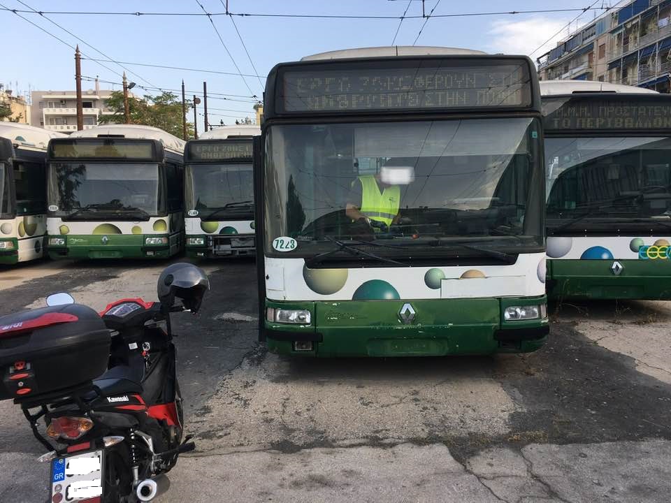 Ξηλώνουν τηλεματική-εισητήρια από τα βανδαλισμένα λεωφορεία της ΟΣΥ που ...