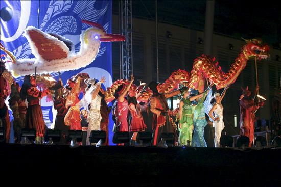 Mensaje en una botella: ELS COMEDIANTS