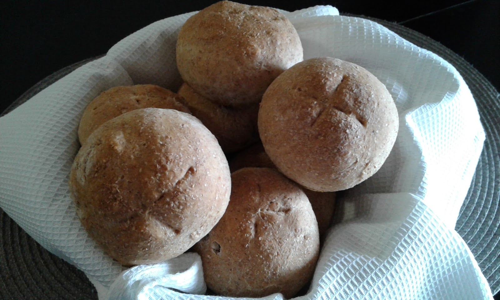 Busy mum's notes: Wholemeal flour buns recipe