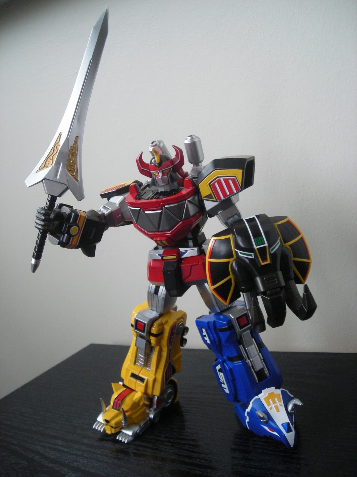 My Shiny Toy Robots: Toybox REVIEW: Super Robot Chogokin Daizyujin