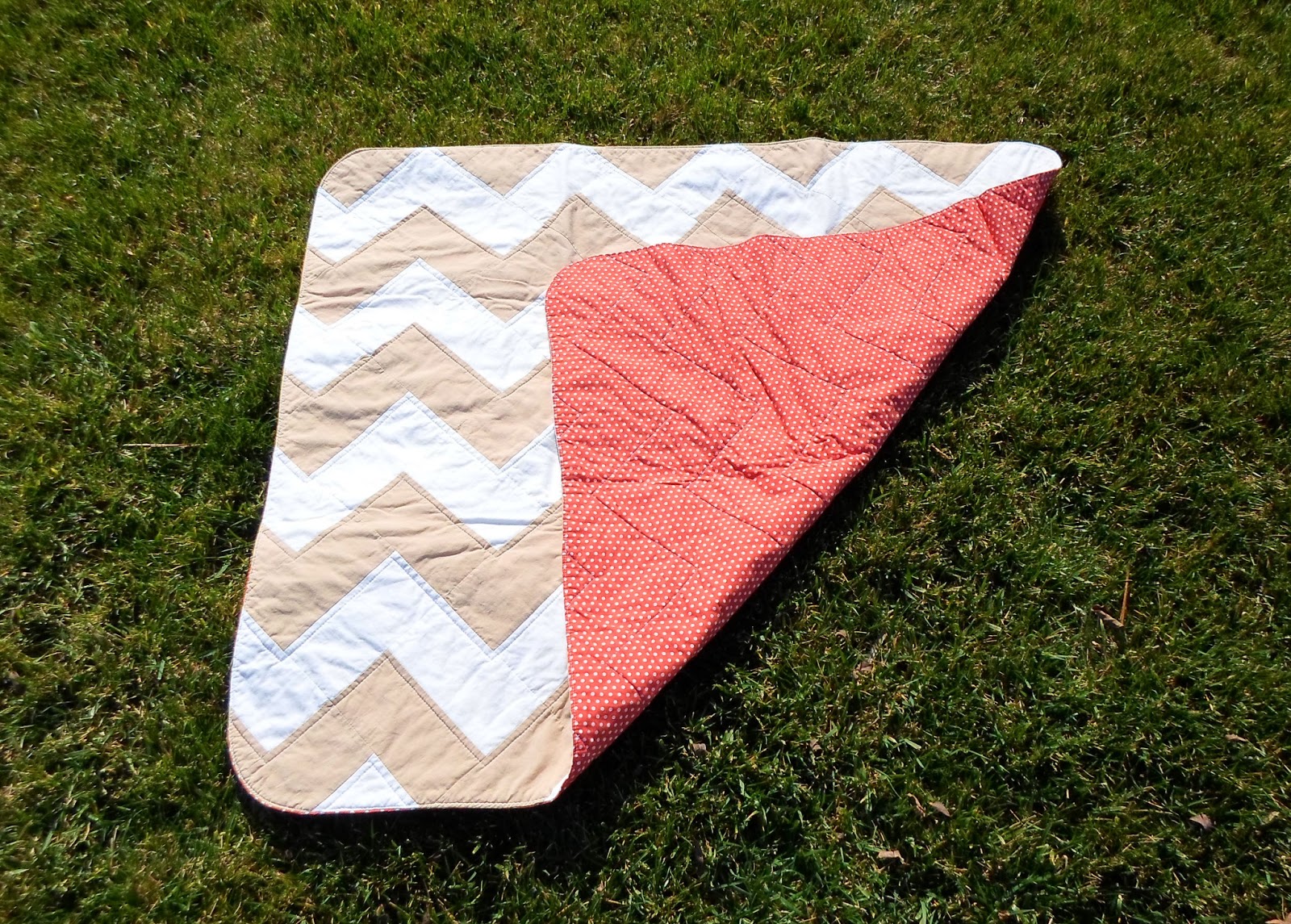 Long Live Handmade: Chevron Baby Quilt