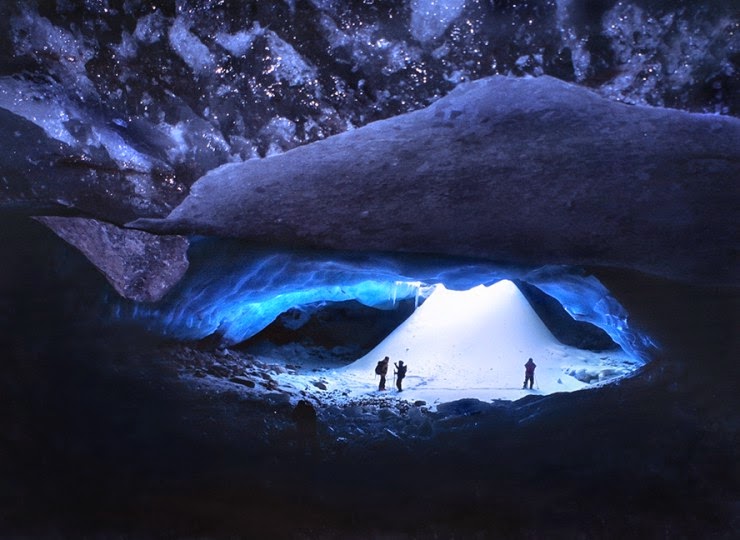 Top 10 Ice Caves in the World - Snow Addiction - News about Mountains ...