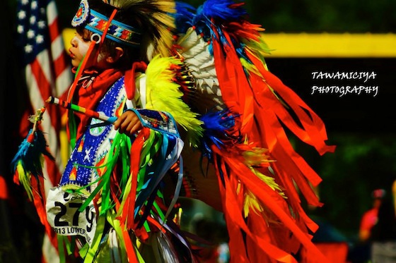 White Wolf : The Beauty and Elegance of Pow Wow: Photos