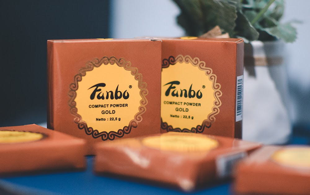 Pen My Blog: Fanbo Compact Powder in Pancake Gold Review