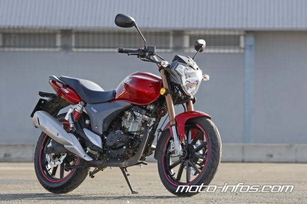 Keeway RK V 200 Naked