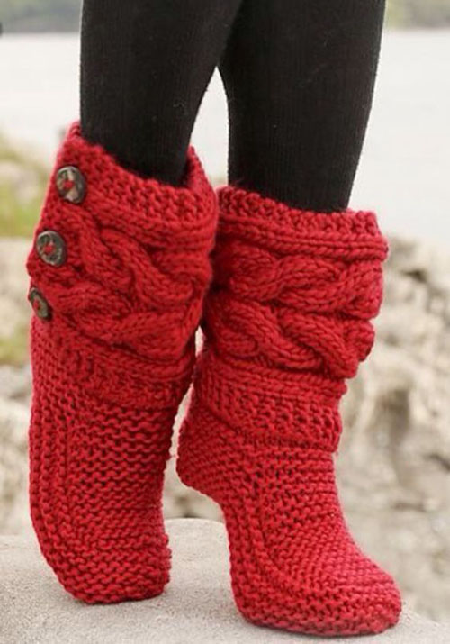 Amazing Knitting: FREE Pattern for Cozy Slipper Boots