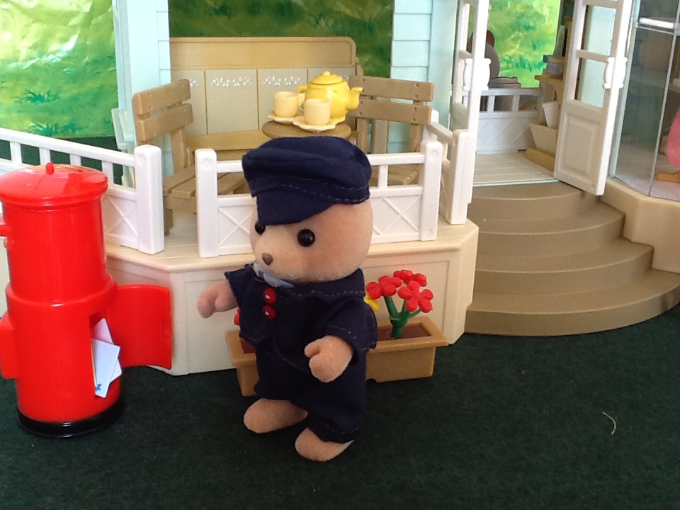 Sugarbush Valley: An ideal life: Postman Pete Petite