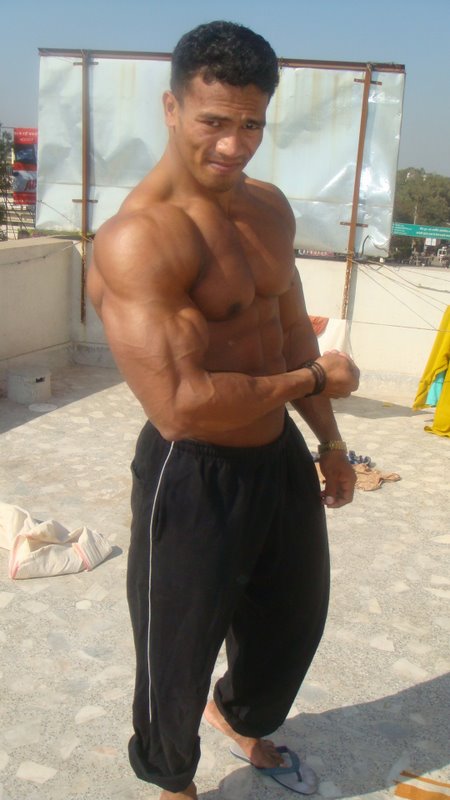 theveergorkha: Pictures of Gorkha Bodybuilder Amit Chhetri