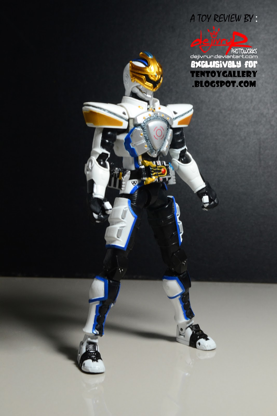 Ten Toy Gallery: Review: S.H.Figuarts Masked Rider Ixa