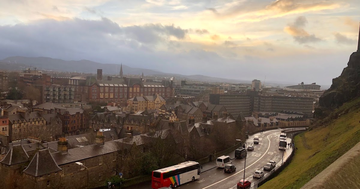 a cozy capsule.: Edinburgh Travel Guide