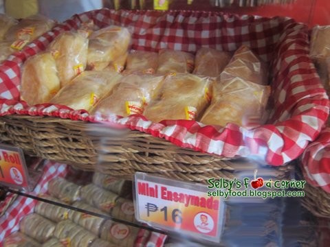 Selby's Food Corner: Panaderia Pantoja Bakery