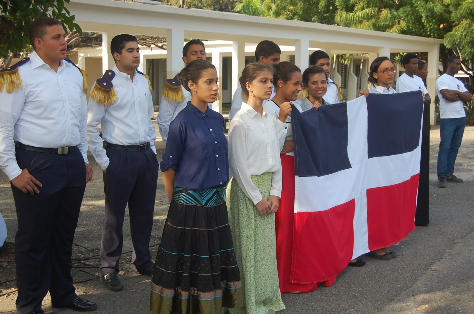 Colegio Santo Domingo celebra los 170 años de la Independencia Nacional